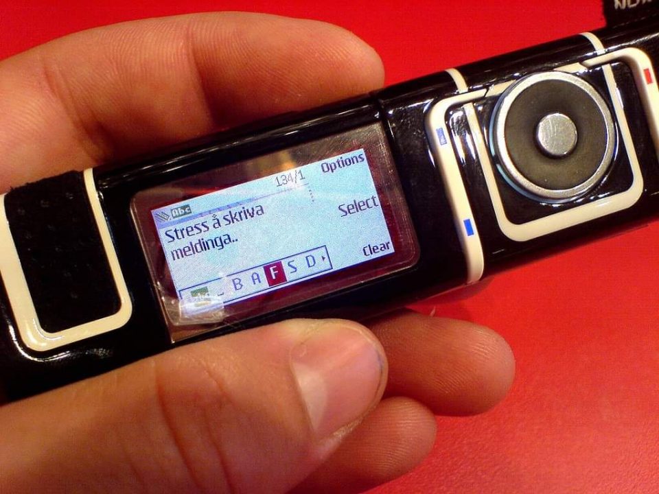 Do You Remember The Worst Mobile Phones Ever?